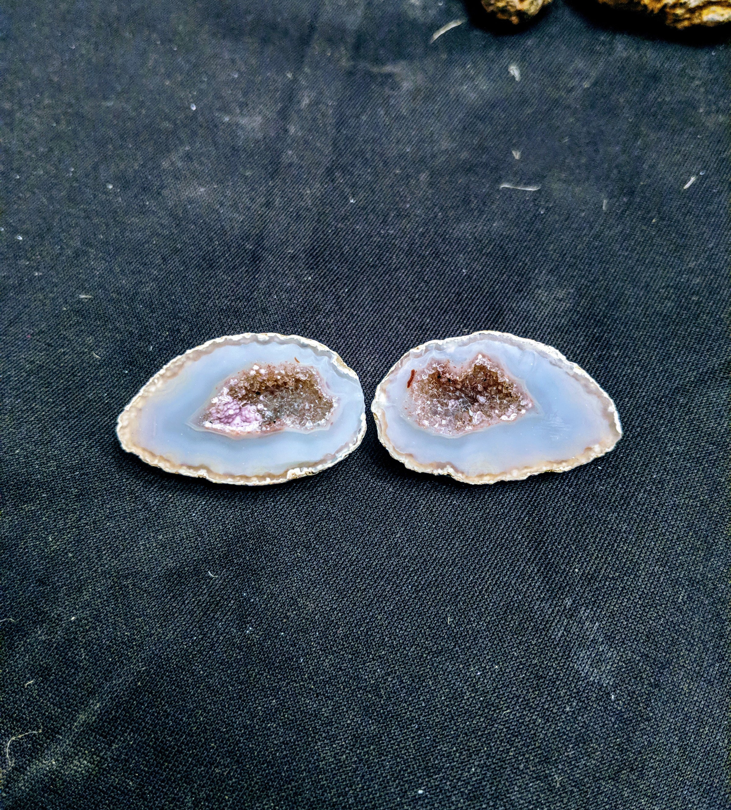 Whole crack your own Oco geodes from Brazil | The Geode Guys