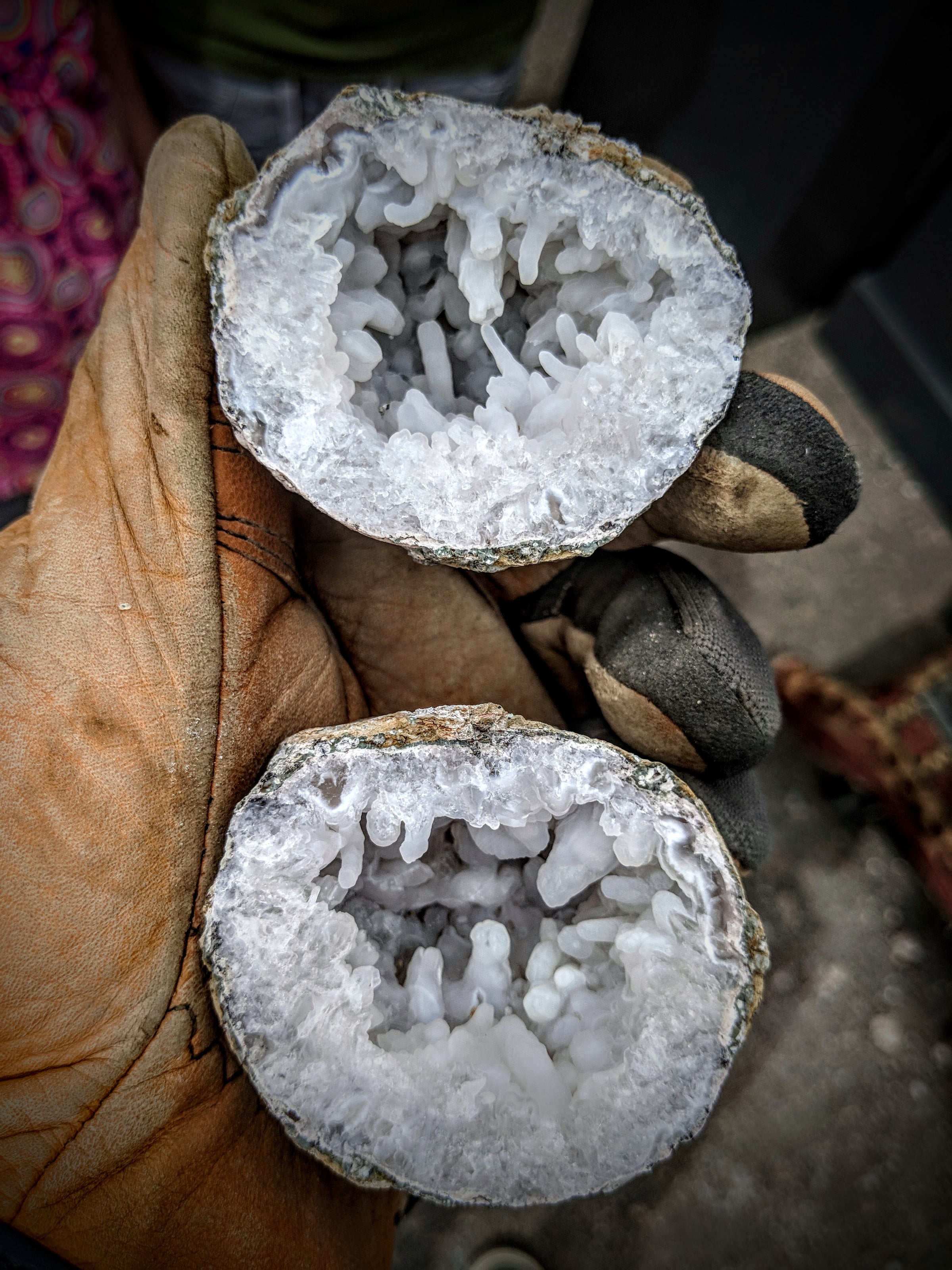 Crack your own Mexican Geodes | The Geode Guys