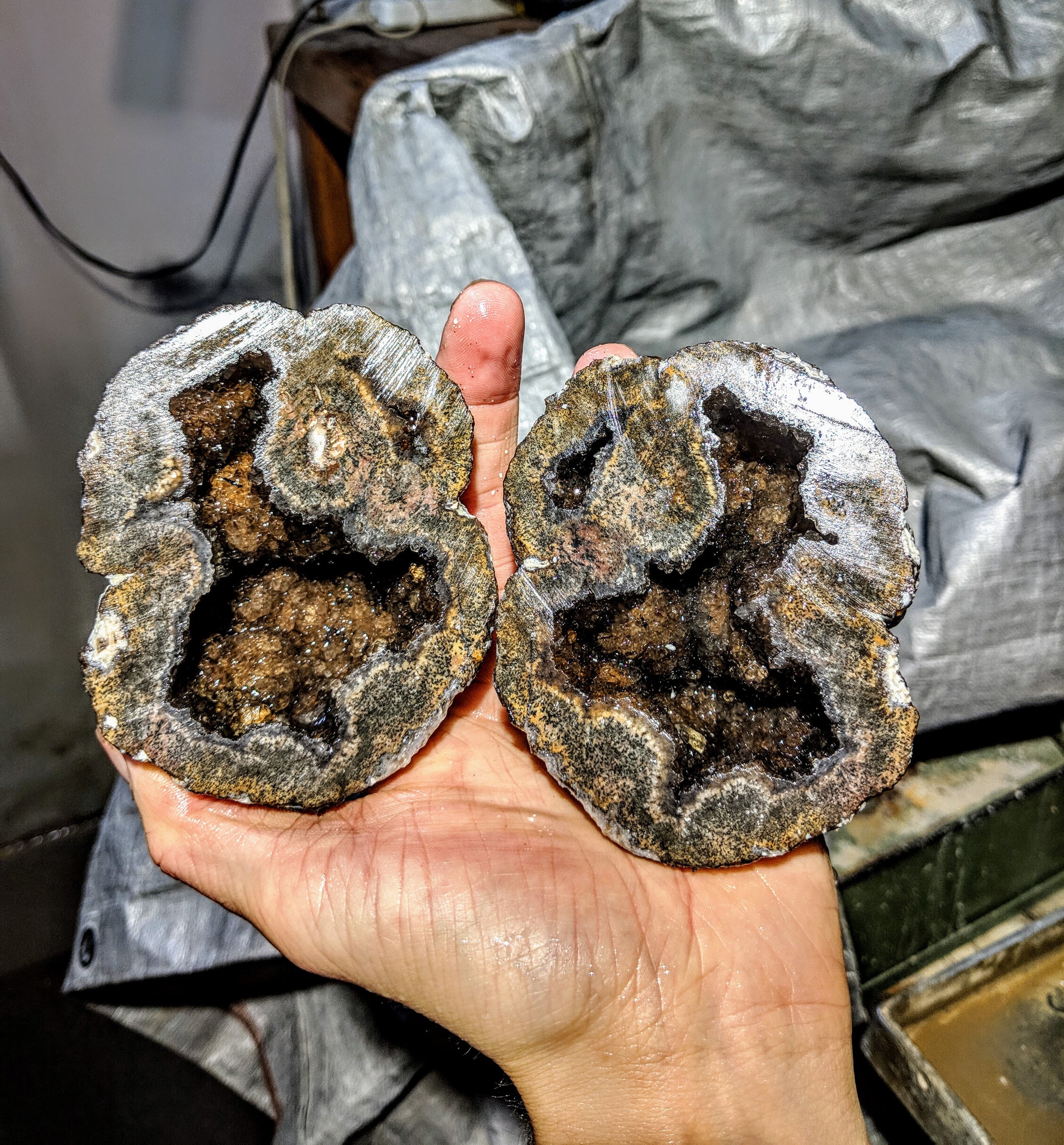 Crack your own Mexican Geodes | The Geode Guys